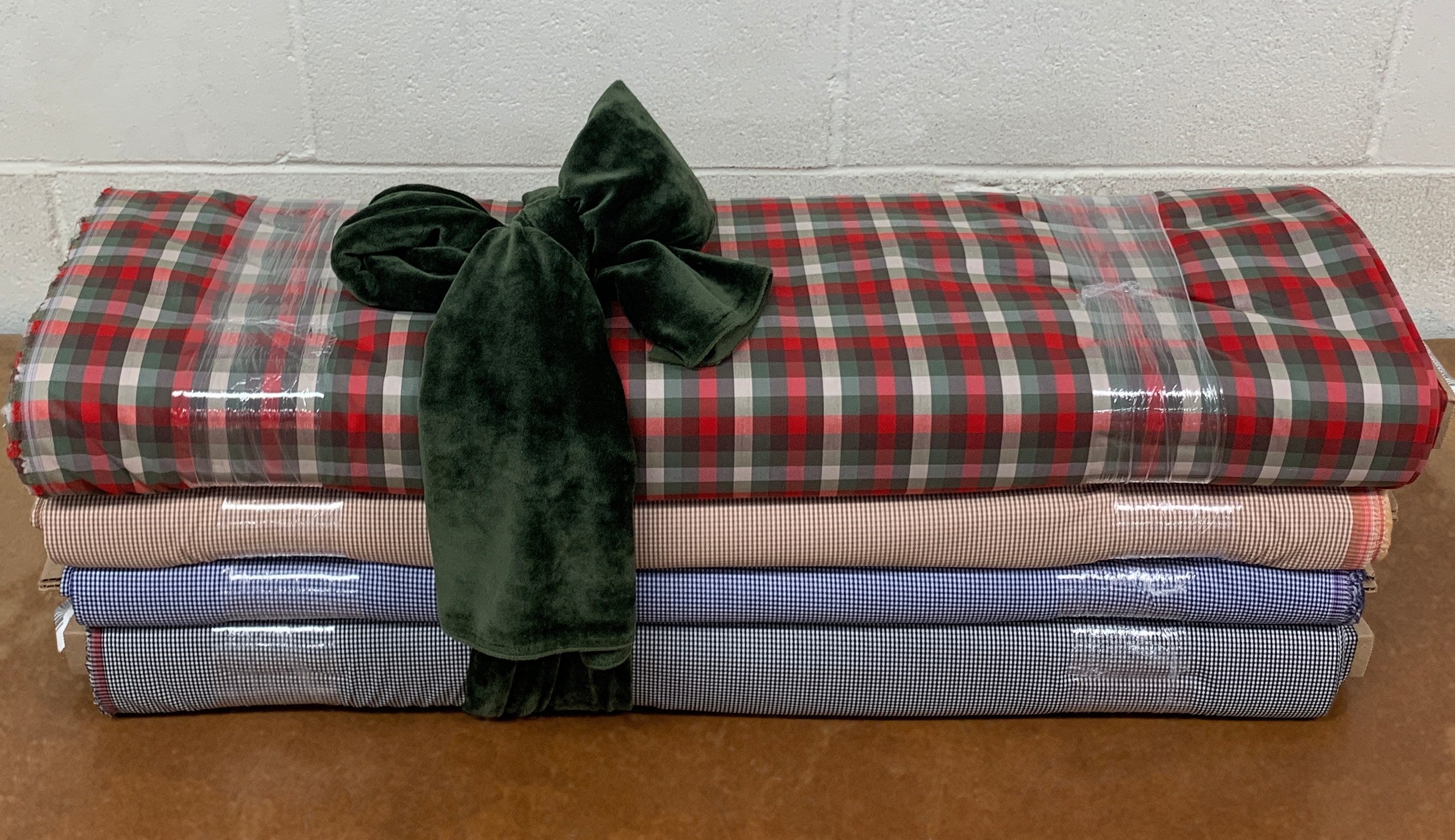 Buy fabric online by the yard in Canada and the US – TEXTILES D. ZINMAN ...